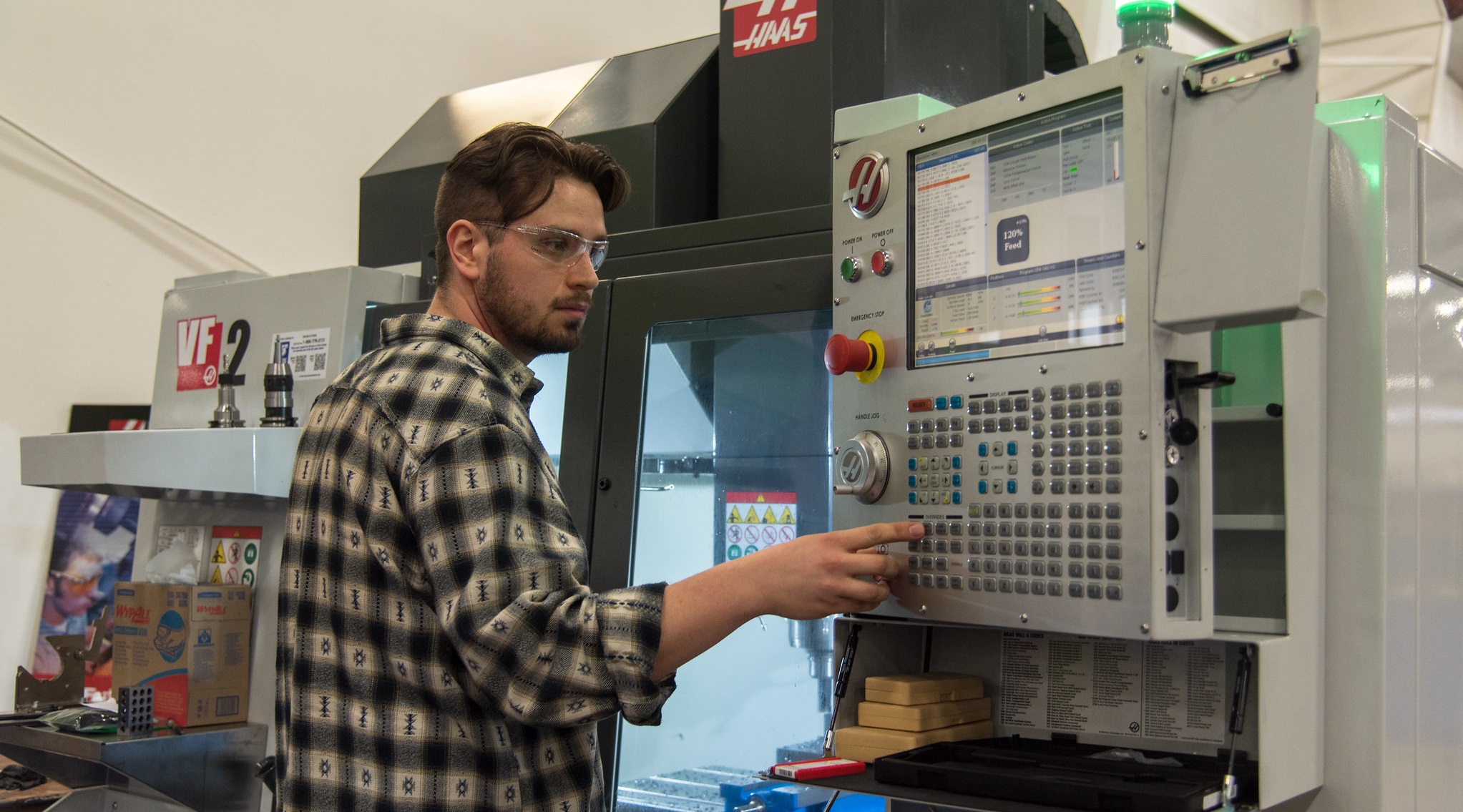 CNC Machinist Technician, Diploma, Full-time/Cooperative Education ...